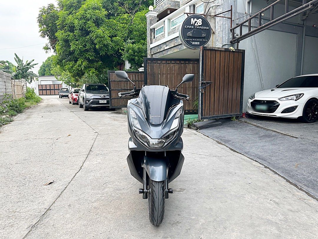 2022 Honda PCX Top box, Motorbikes, Motorbikes for Sale on Carousell