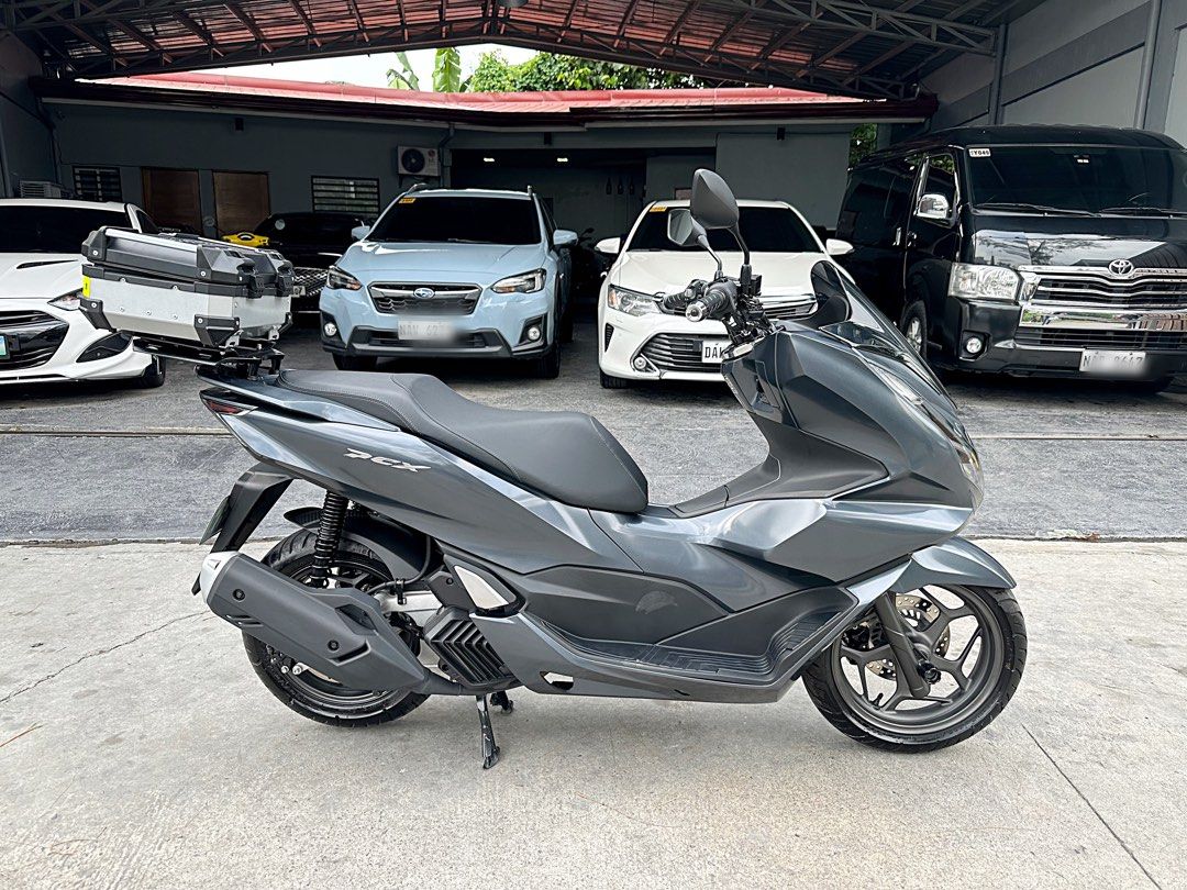 2022 Honda PCX Top box, Motorbikes, Motorbikes for Sale on Carousell