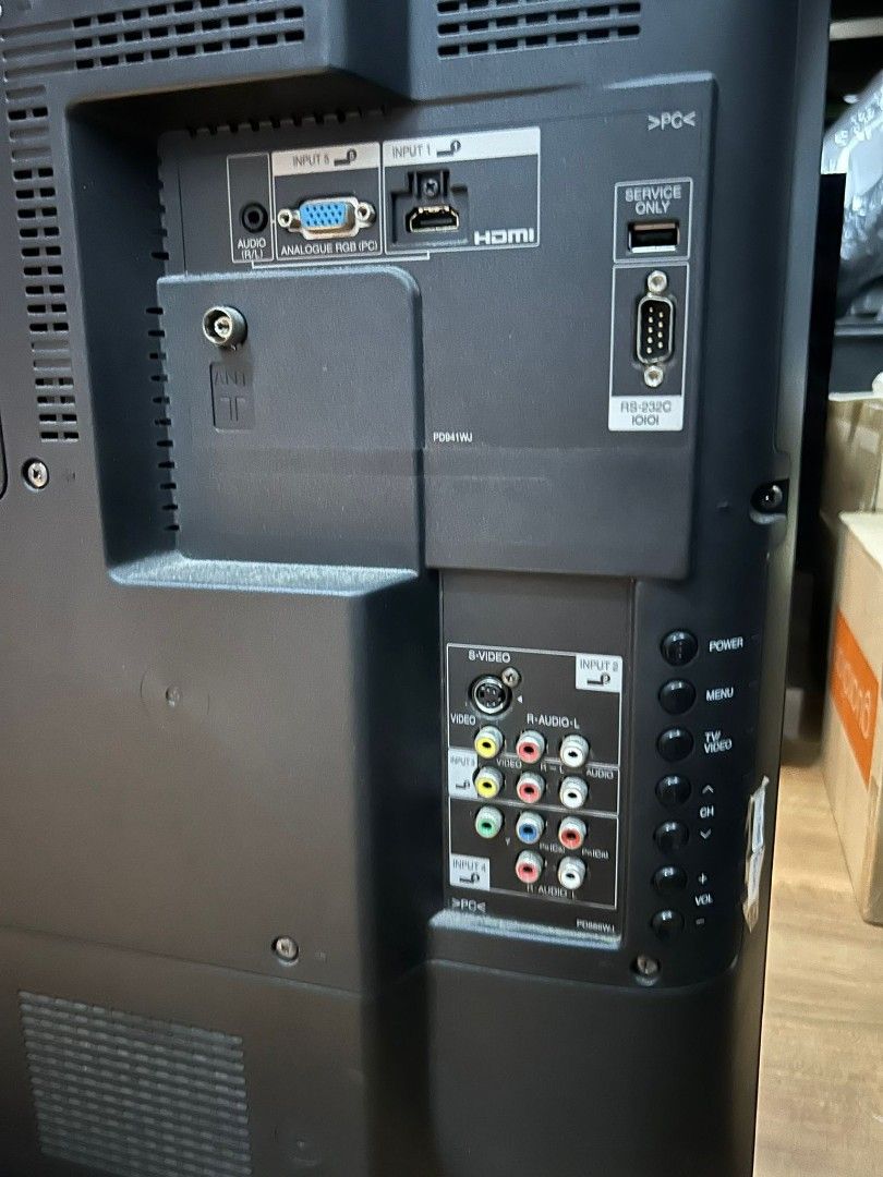 32" tv [ LG / Aquos/ Sony], TV & Home Appliances, TV & Entertainment ...