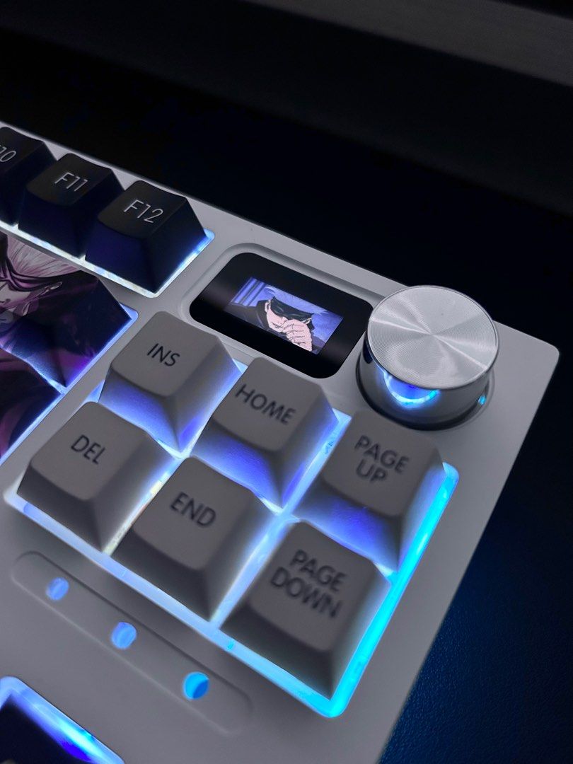 87% TKL custom mechanical keyboard (Jujutsu Kaisen keycaps), Computers ...