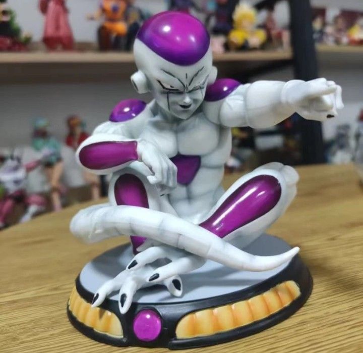 Action Figure Dragon Ball Frieza Freezer Sitting, Toys & Collectibles ...