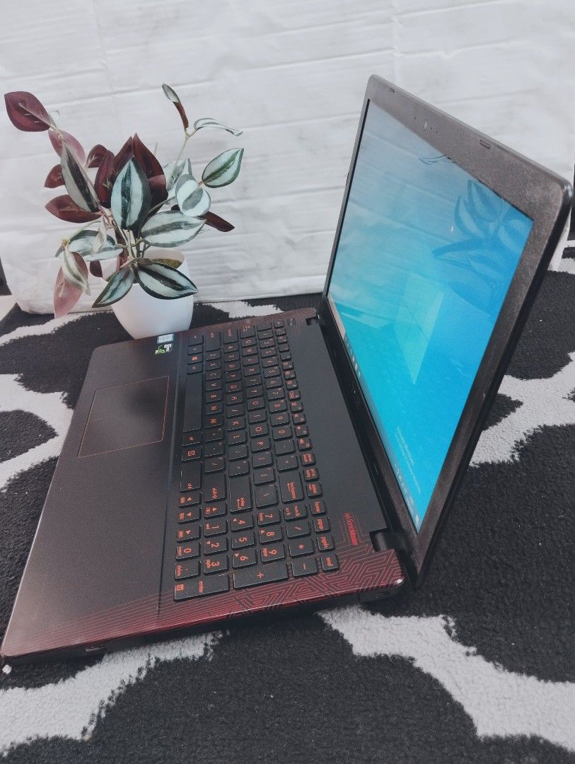 Asus ROG X550VX Core i7, Elektronik, Komputer, Laptop di Carousell