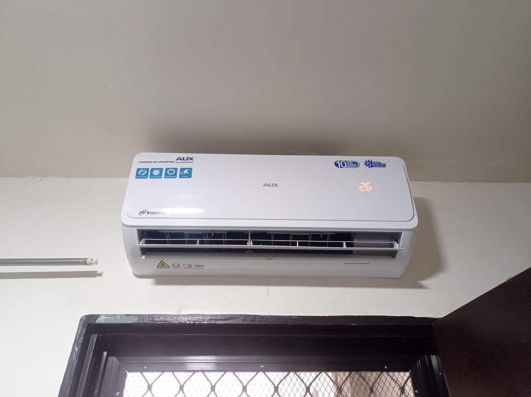 AUX F-SERIES INVERTER SPLIT TYPE AIRCON, TV & Home Appliances, Air ...