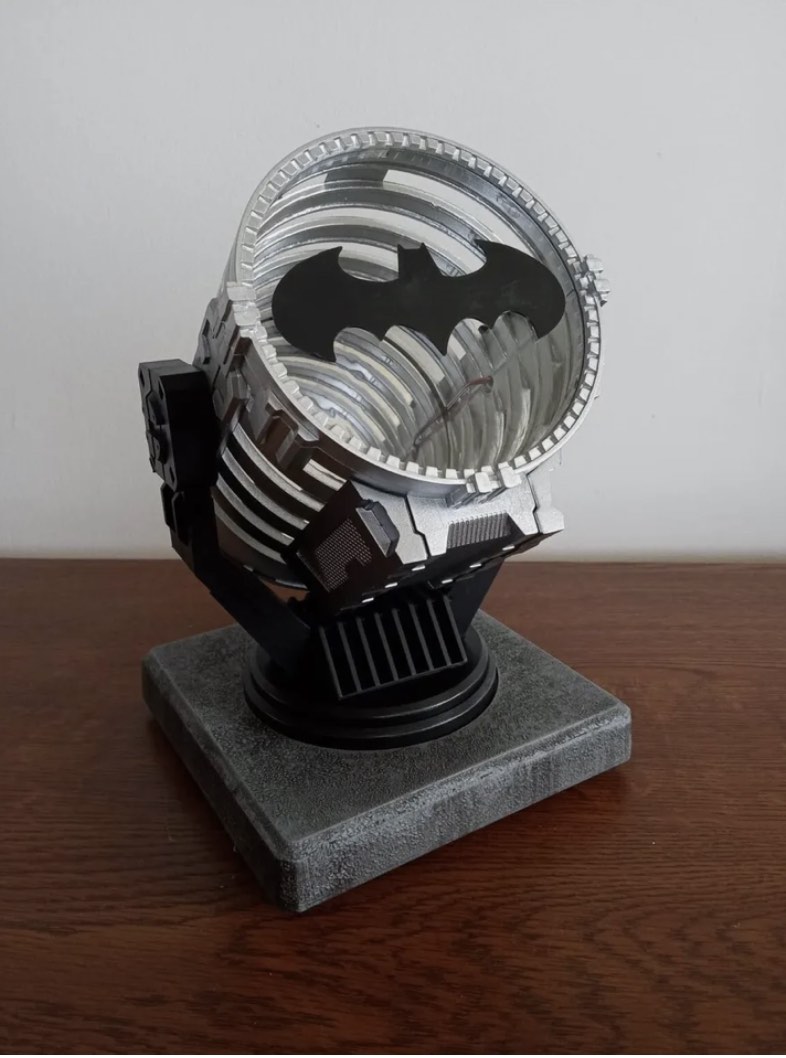 Batman Bat Signal 2012 1/6 Scale Collectible Movie Scene Working ...