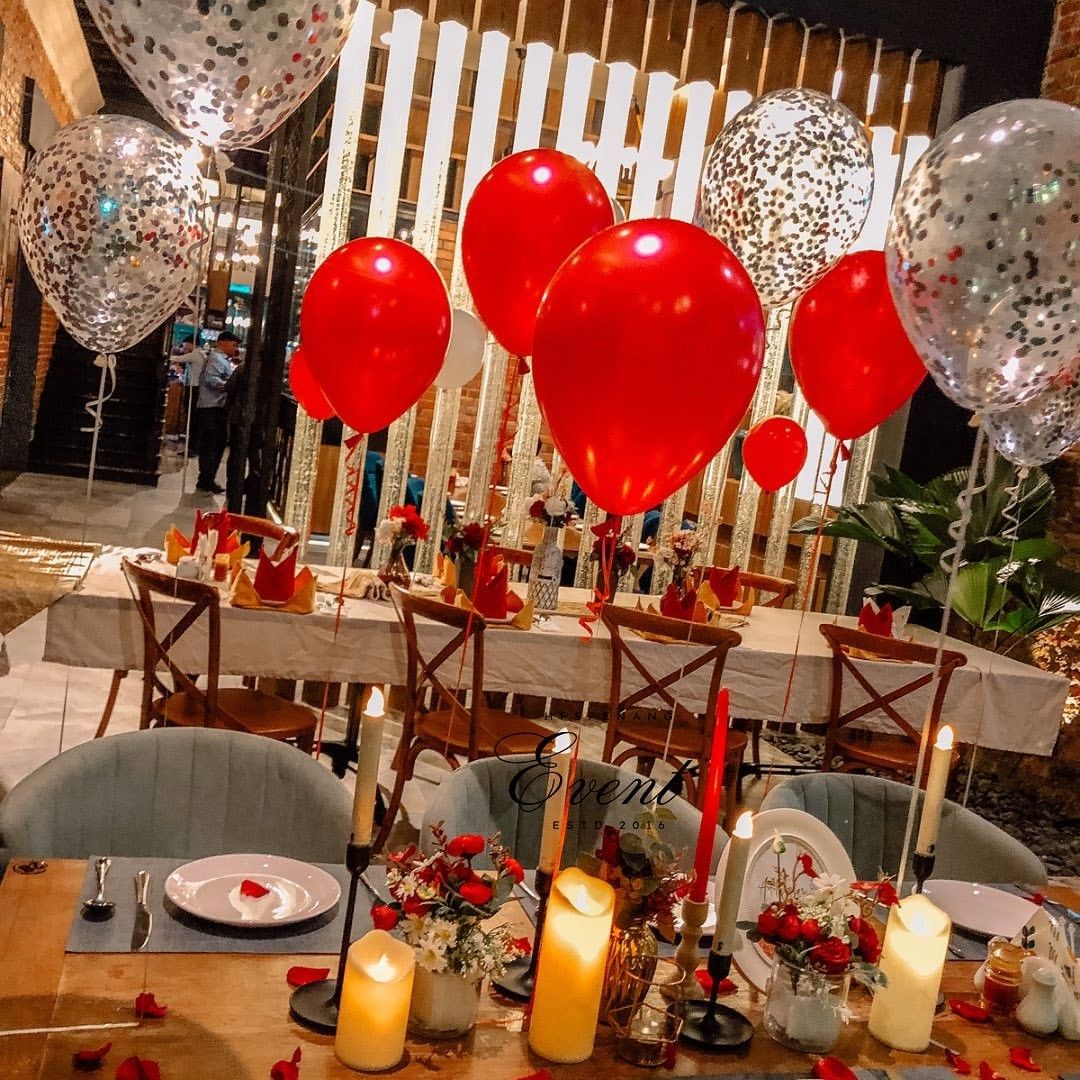 Belon helium table deco setup surprise birthday anniversary, Hobbies ...