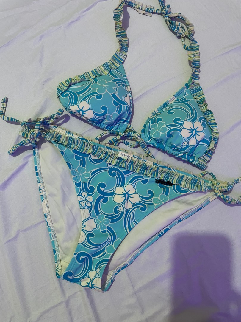 Coco beach 2 piece swimsuit, Women's Fashion, Swimwear, Bikinis ...