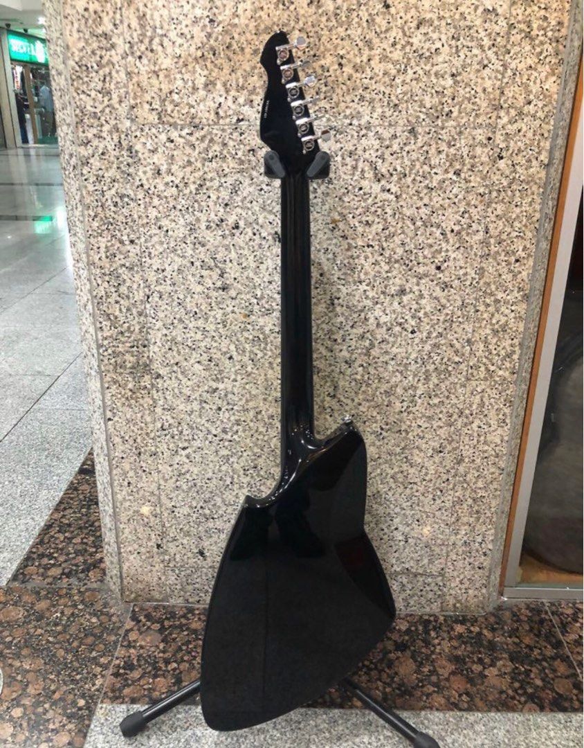 Eastwood Backlund 100 Black/Green Electric Guitar, Hobbies & Toys ...