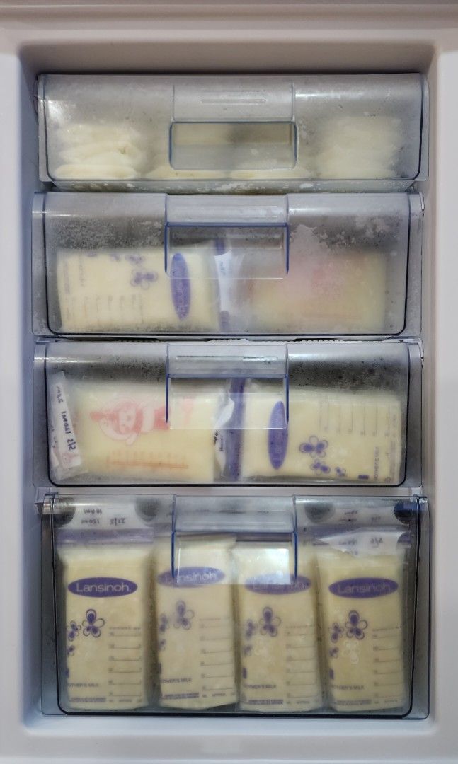 Frozen Breastmilk, Babies & Kids, Nursing & Feeding, Breastfeeding ...