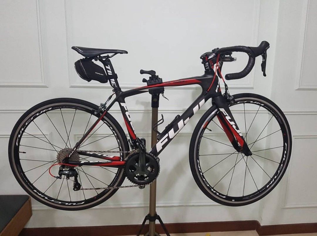 Fuji road bike carbon, Sports Equipment, Bicycles & Parts, Bicycles on ...