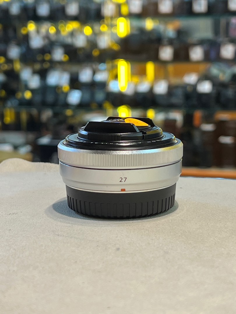 Fujifilm XF 27mm F2.8 銀色 第一代 first version 細支 餅鏡 街拍 一粒餅鏡掃街一流 等效40mm 適用 ...