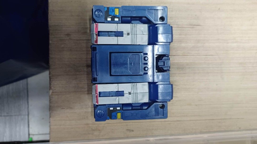 G1 Vintage Soundwave complete on Carousell