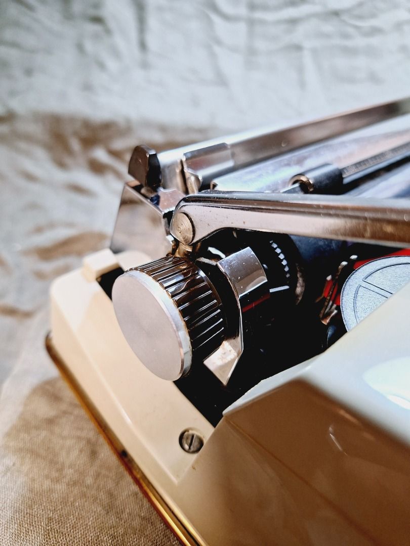 Working German Triumph Adler Contessa Portable Typewriter, Hobbies ...