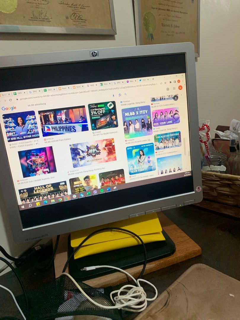 HP Compaq LE1711 Monitor on Carousell