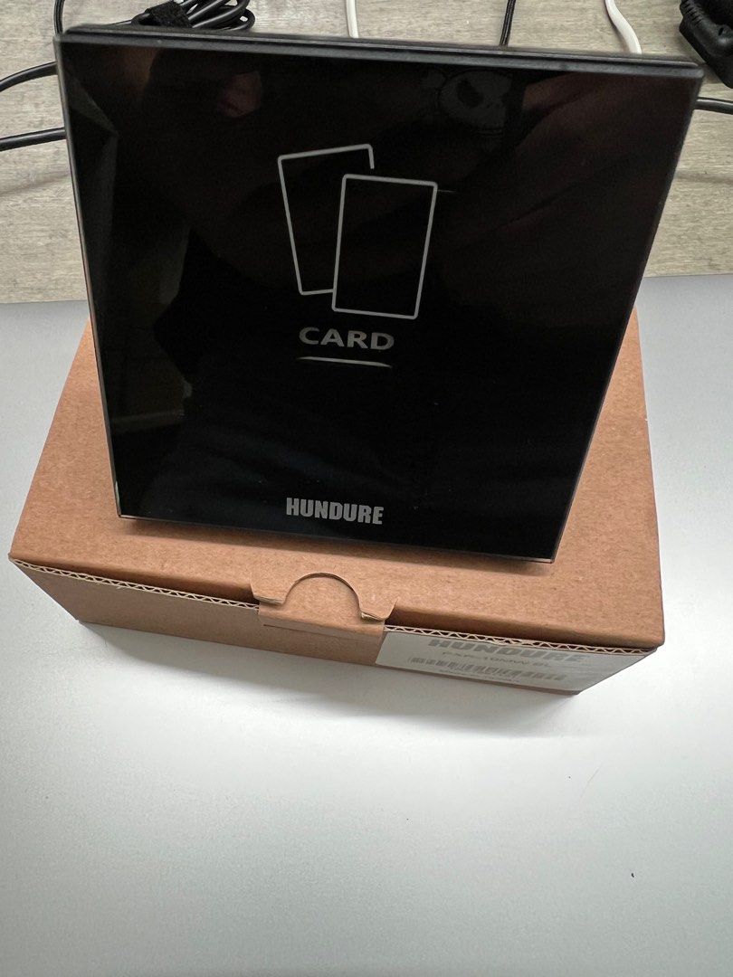 Hundure card access reader, Everything Else on Carousell