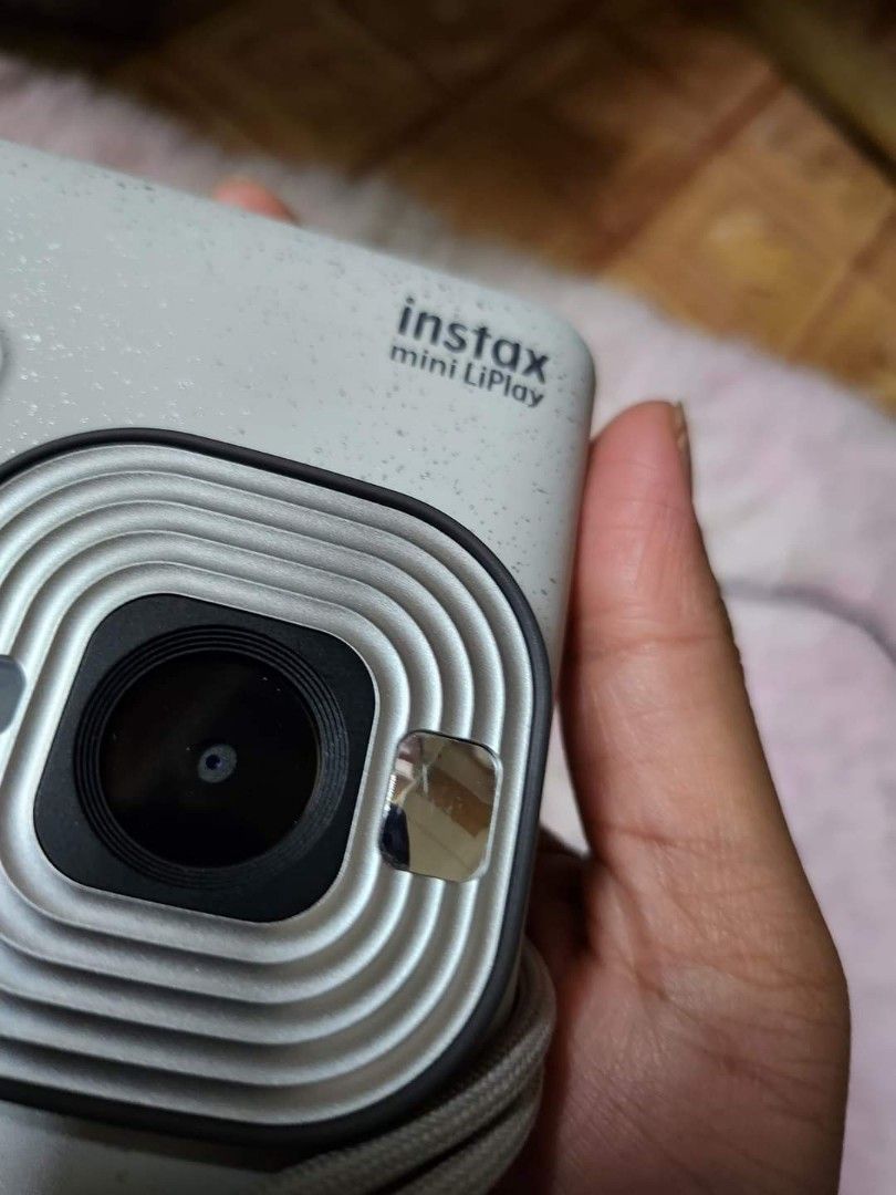 INSTAX LIL PLAY, Photography, Cameras on Carousell