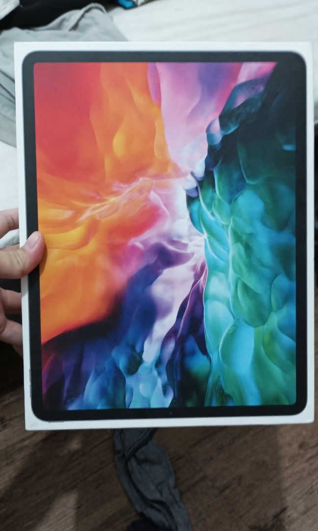 Ipad pro box 12.9" 4th gen on Carousell