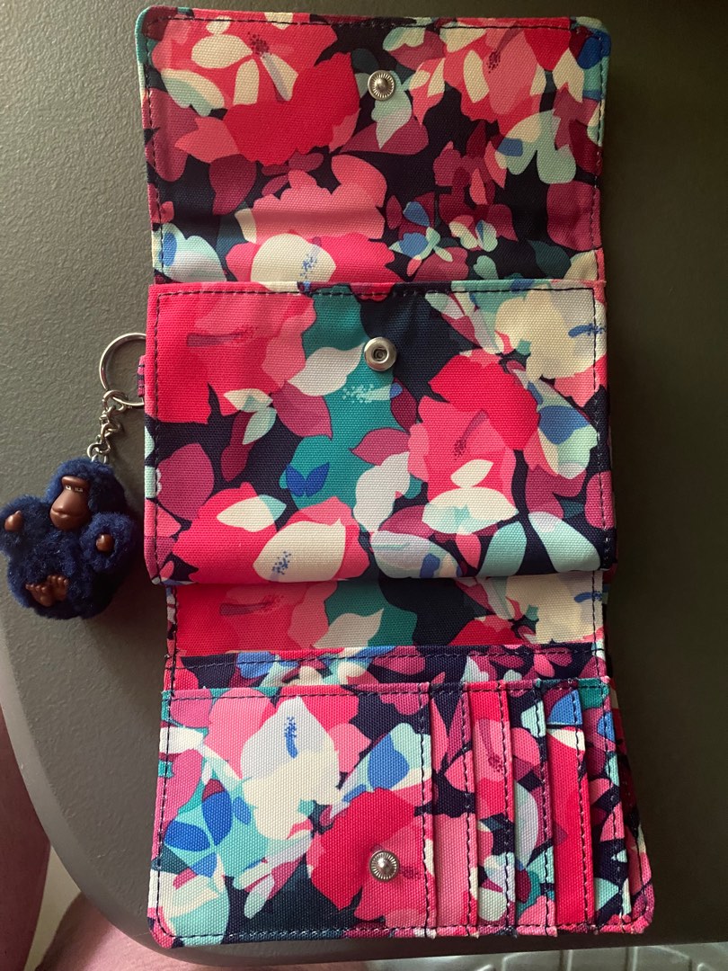 Kipling Trifold Wallet, Women's Fashion, Bags & Wallets, Wallets & Card ...