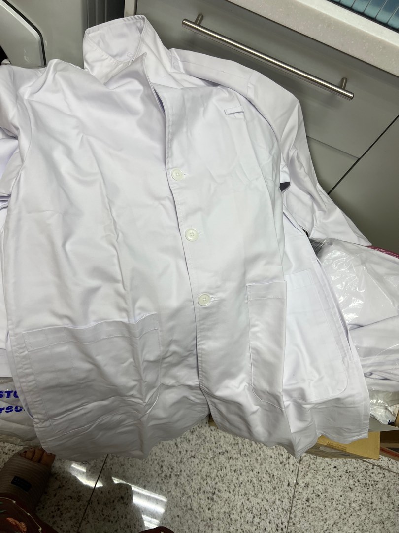 Laboratory gowns, Women's Fashion, Coats, Jackets and Outerwear on ...
