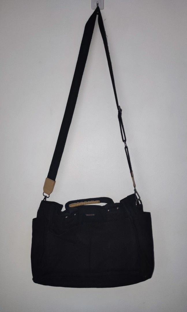 MIZZUE Messengers Bag, Women's Fashion, Bags & Wallets, Shoulder Bags ...