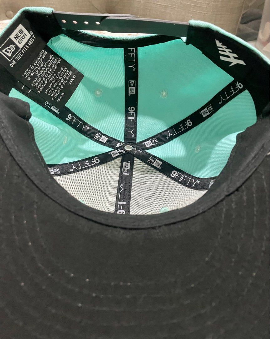 Orig New Era Paper Planes, Men's Fashion, Watches & Accessories, Caps ...