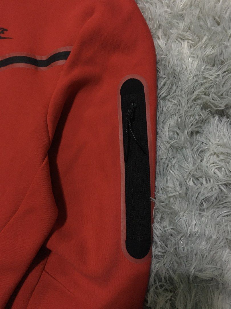 Nike Tech Fleece (Red), Men's Fashion, Activewear on Carousell