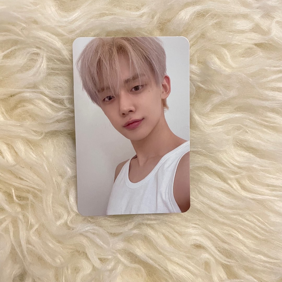 Official Photocard Yeonjun TXT Thursday’s Child Tear Version, K-Wave di Carousell
