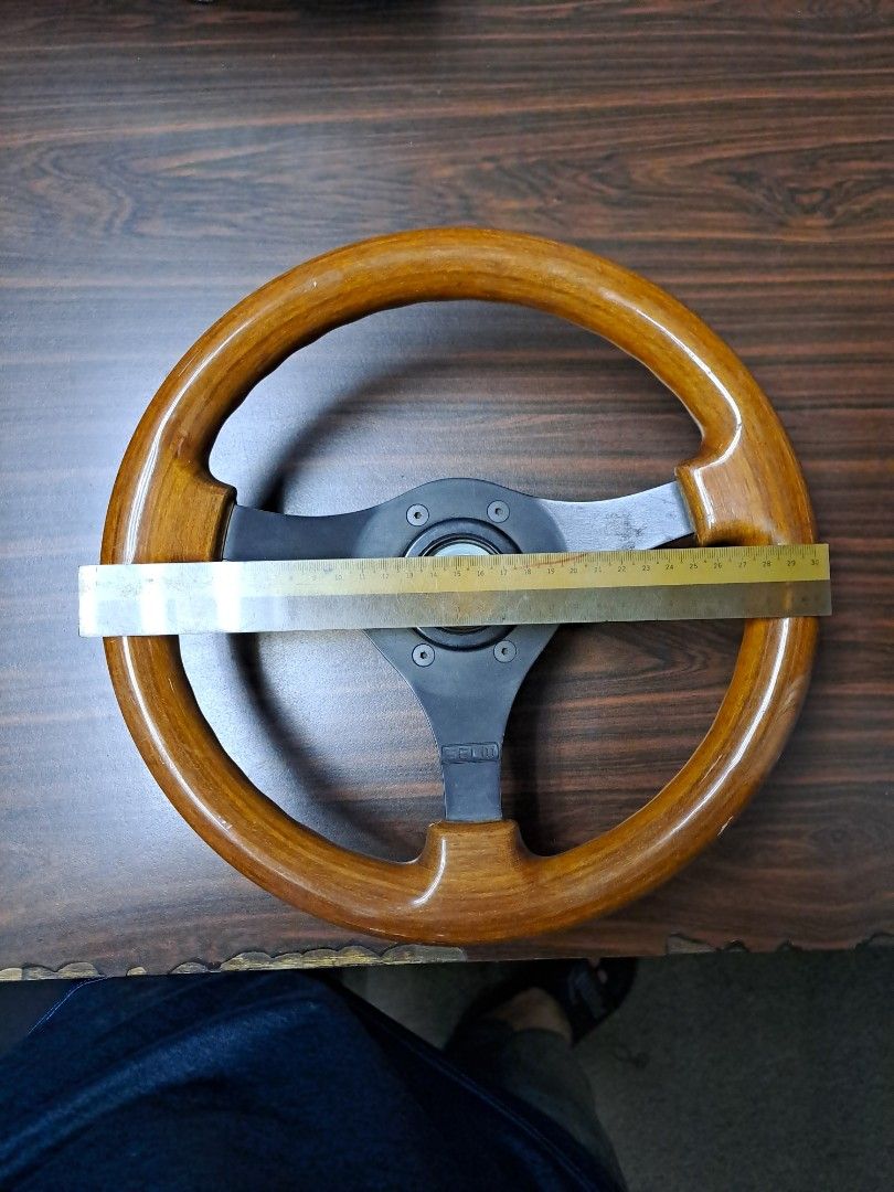 Old school steering wheel, Car Accessories, Accessories on Carousell
