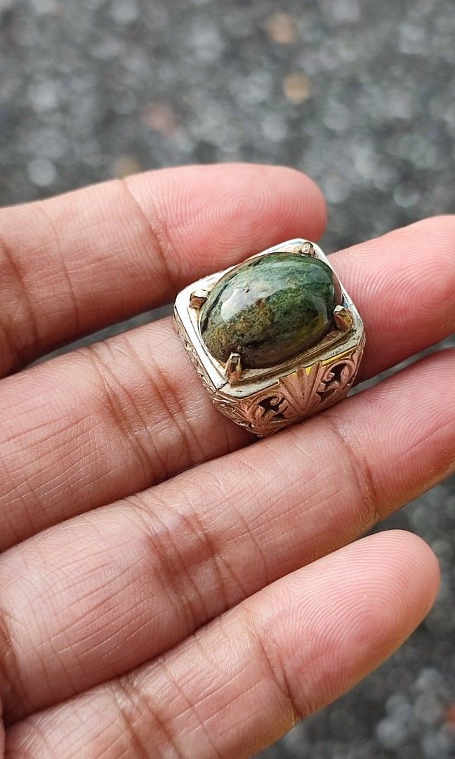 Permata Batu Buluh, Men's Fashion, Watches & Accessories, Jewelry on ...
