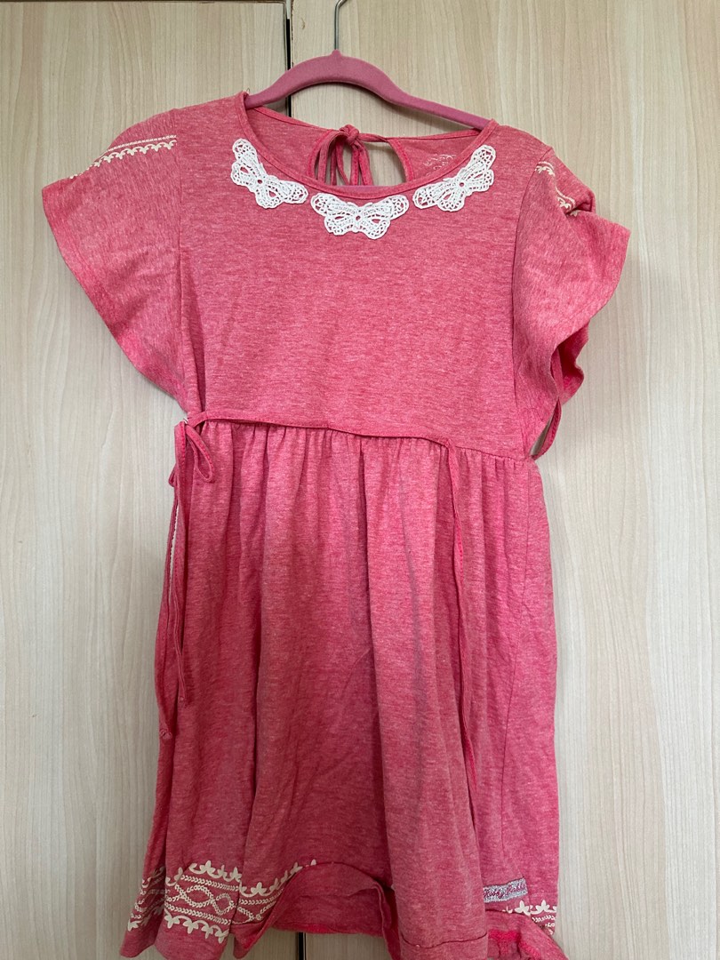 Robbie Rabbit 8yo, Babies & Kids, Babies & Kids Fashion on Carousell