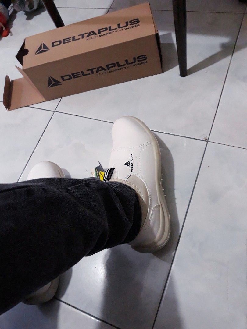 Safety Shoes White Water Resistant Steel Toe (DELTAPLUS), Men's Fashion ...