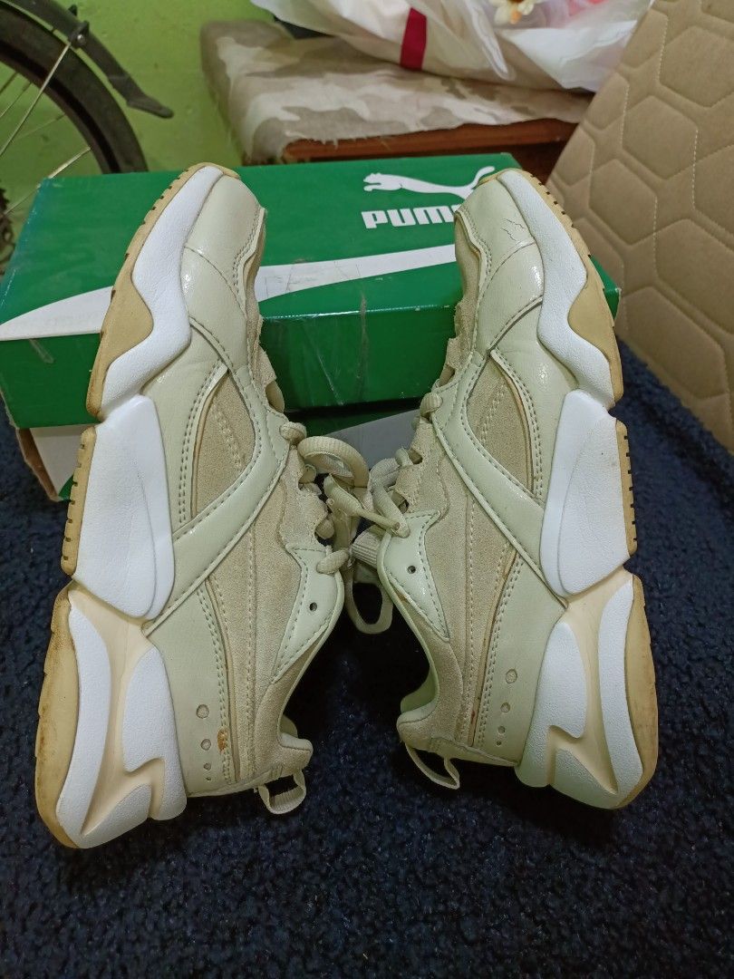 Sepatu puma original, Fesyen Wanita, Sepatu di Carousell