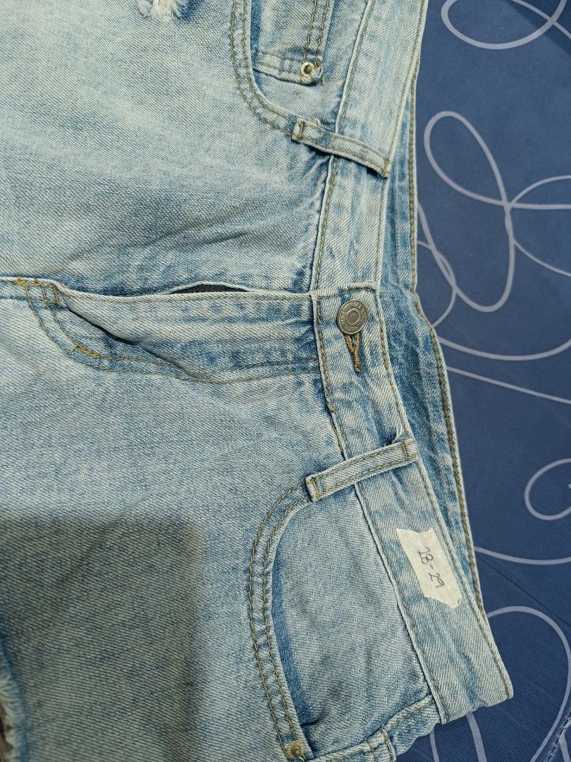 Sexy Maong Short, Women's Fashion, Bottoms, Shorts on Carousell