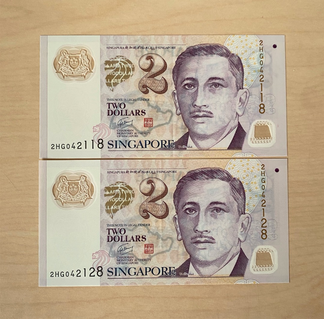 Singapore Portrait Series $2 Banknotes with Ink Smudge Error, Hobbies ...