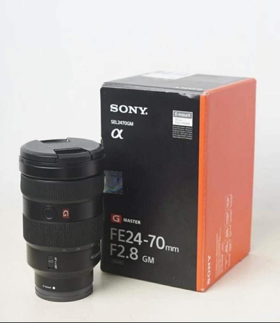 Sony lense Fe 24-70mm , F2.8gm, Photography, Lens & Kits on Carousell