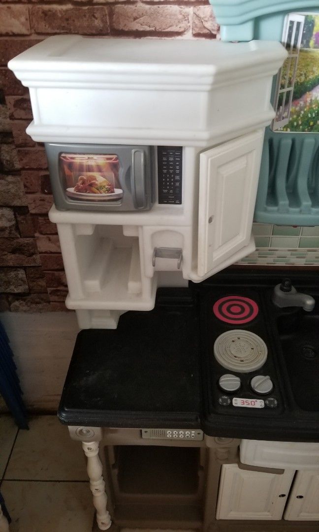 Step 2 kitchen toy on Carousell