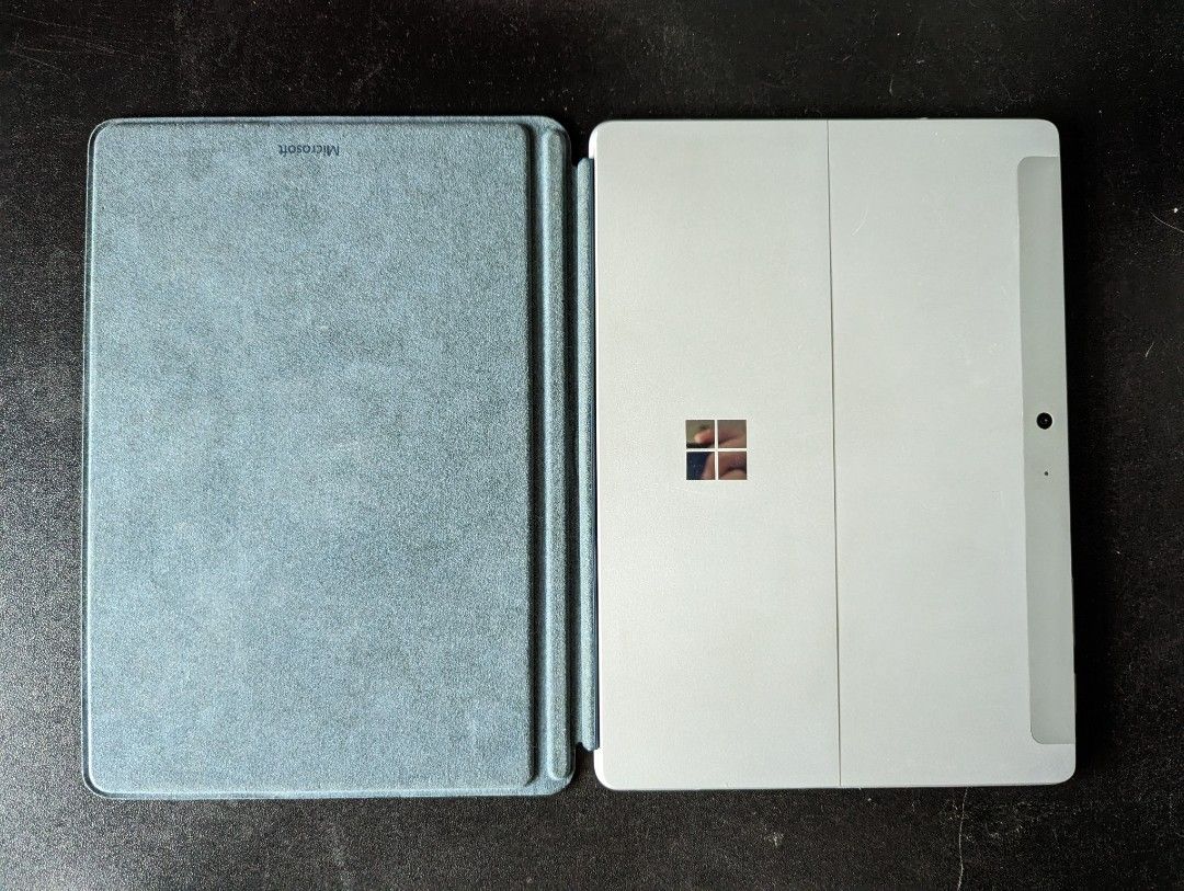 Surface Go (1st gen), 128gb ssd, 8gb ram, comes with surface pen and ...