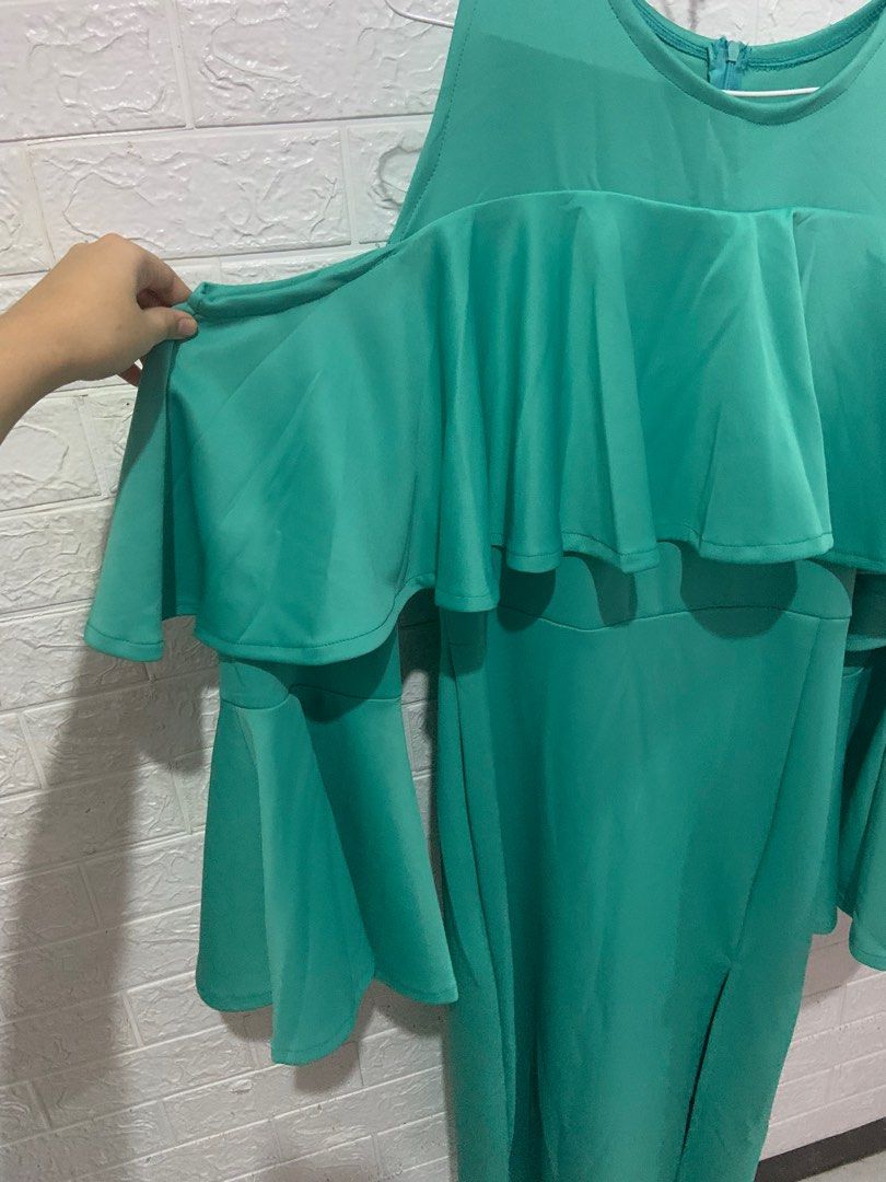 Tosca Dress, Fesyen Wanita, Pakaian Wanita, Gaun & Rok di Carousell