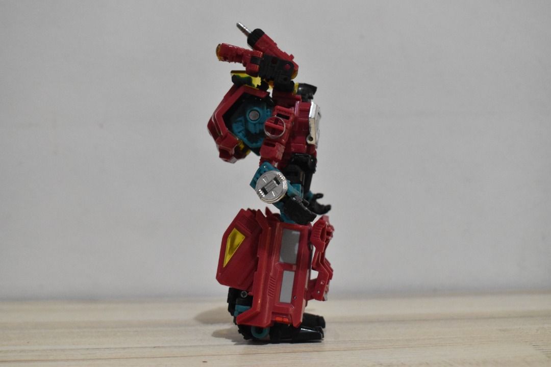 Transformers RTS Perceptor Deluxe Class on Carousell