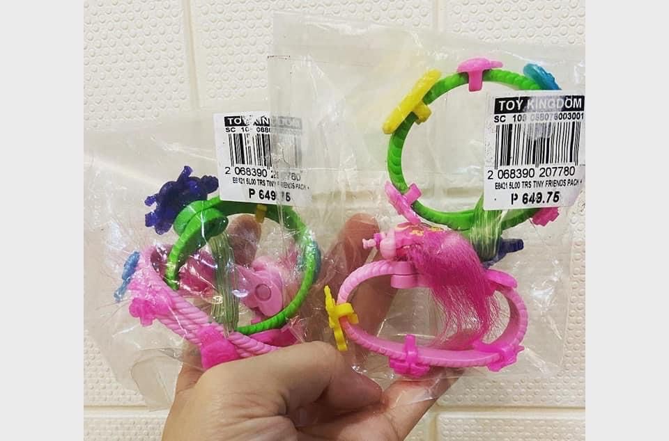 TROLLS TINY FRIENDS PACK (2 bracelets in 1 pack), Hobbies & Toys, Toys ...