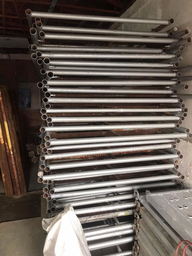 (Used) Scaffolding sets s40, Commercial & Industrial, Construction ...