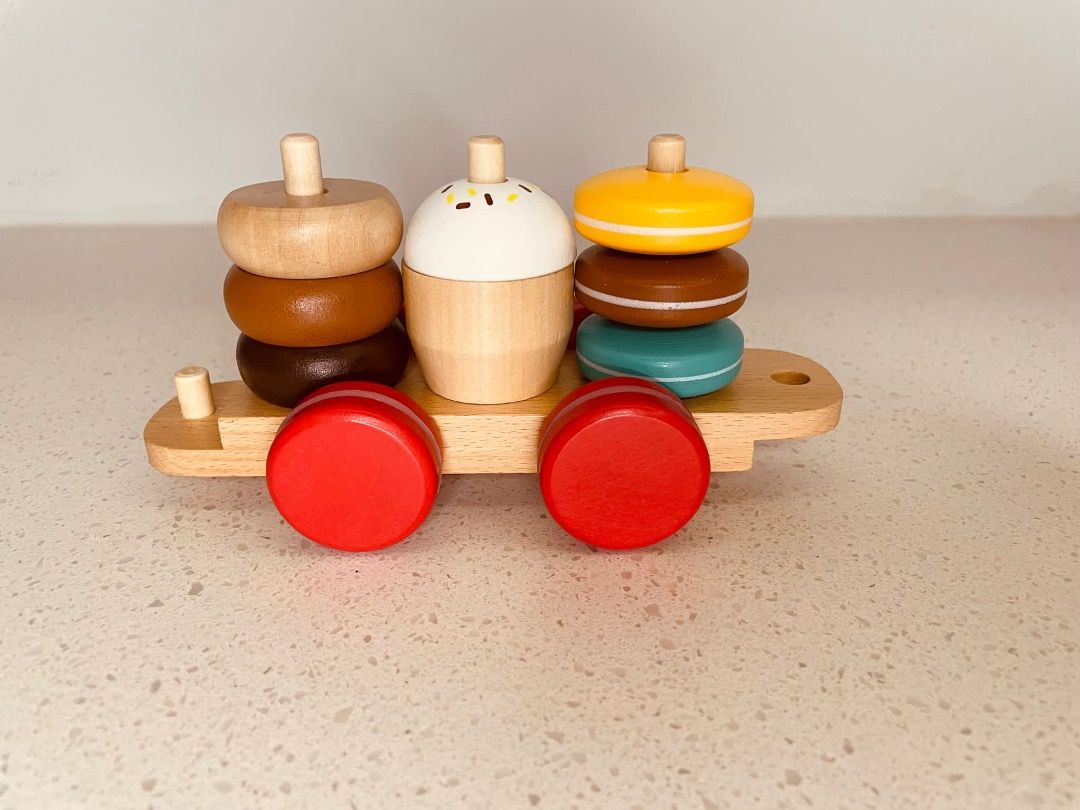 Wooden Hamburger Train Puzzle, Hobbies & Toys, Toys & Games on Carousell