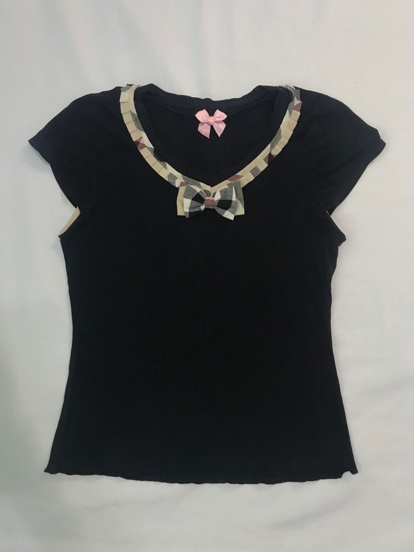 Y2k ribbon top on Carousell