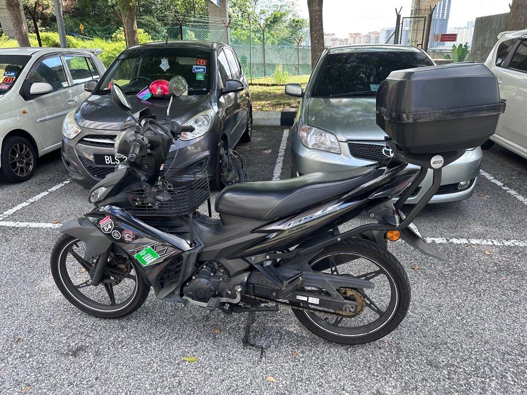 Yamaha LC135 2018 Black Matte, Motorbikes on Carousell