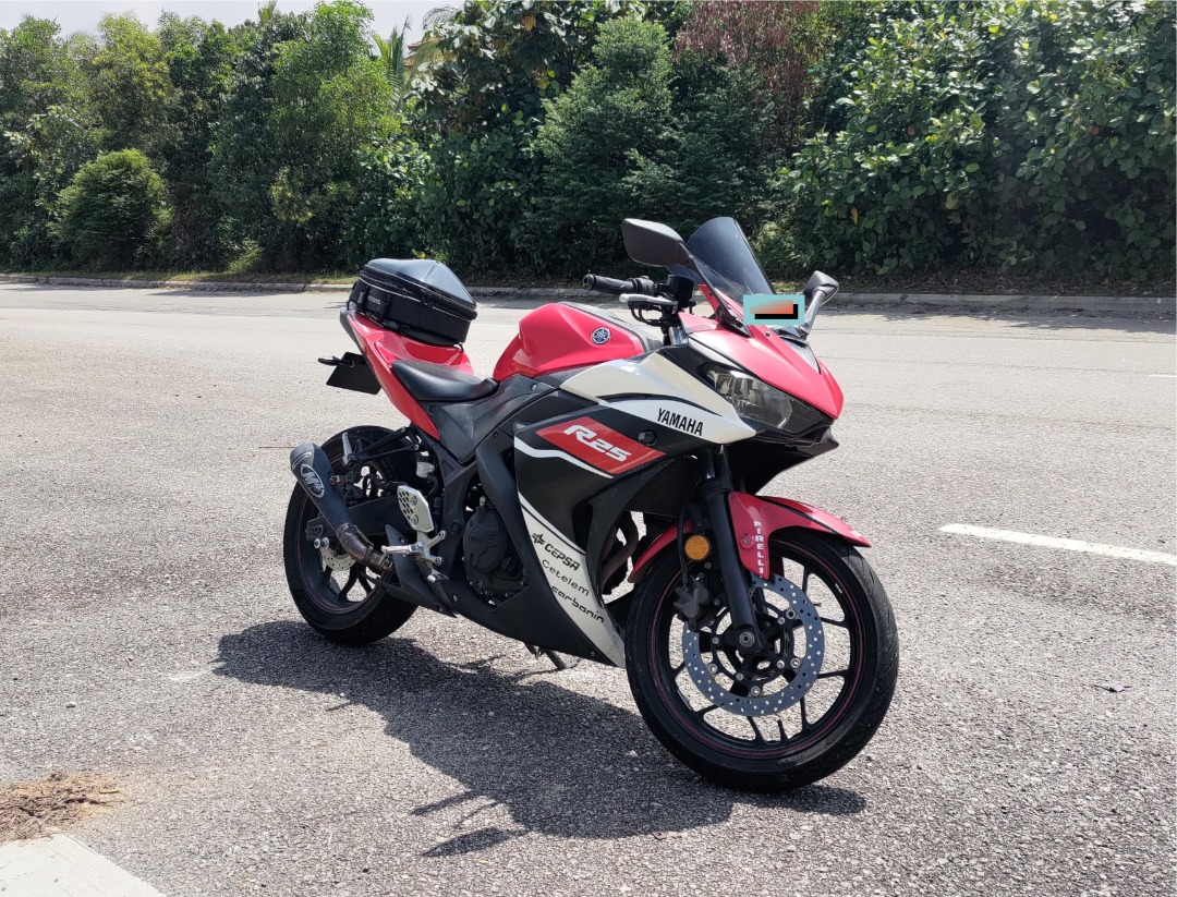 Yamaha R25 V1 2015, Motorbikes on Carousell