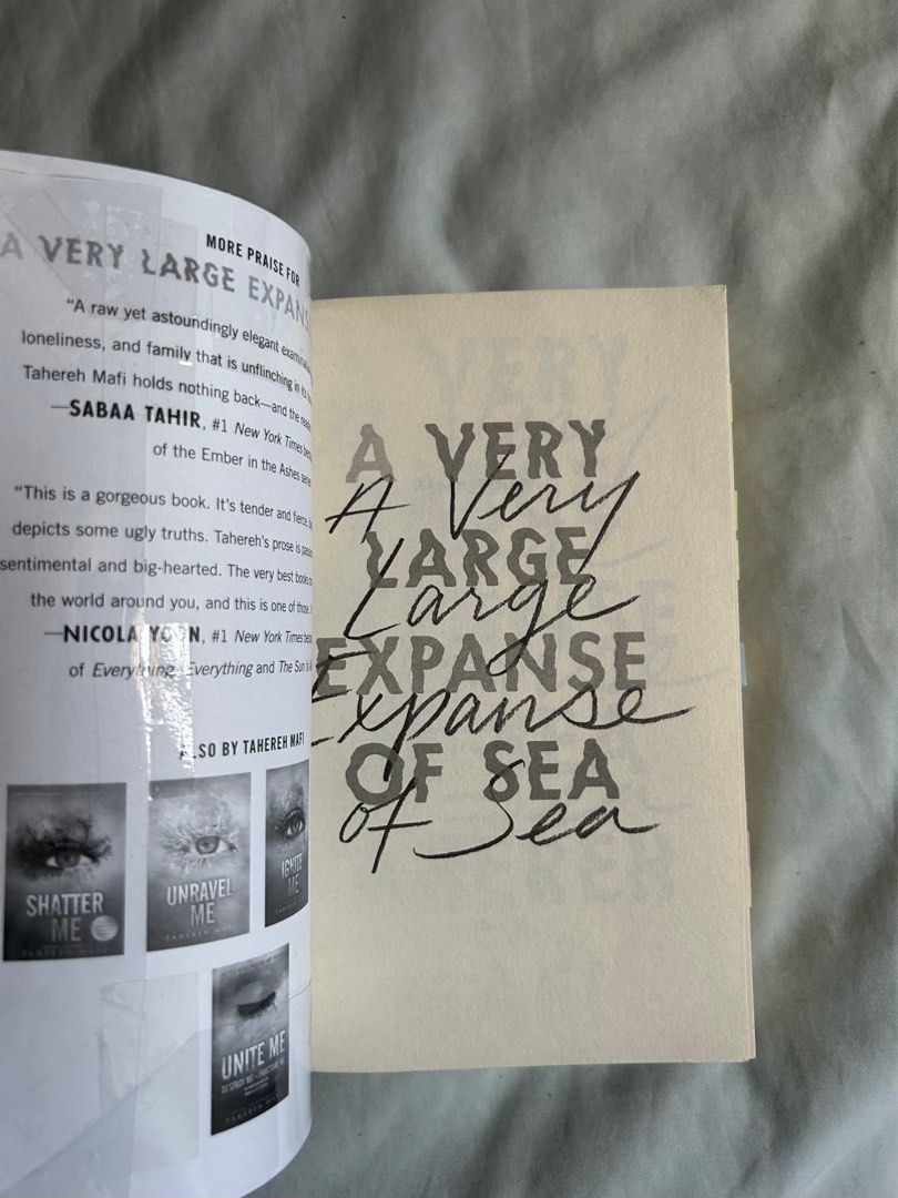 A Very Large Expanse of Sea by Tahereh Mafi, Hobbies & Toys, Books & Magazines, Fiction & Non ...