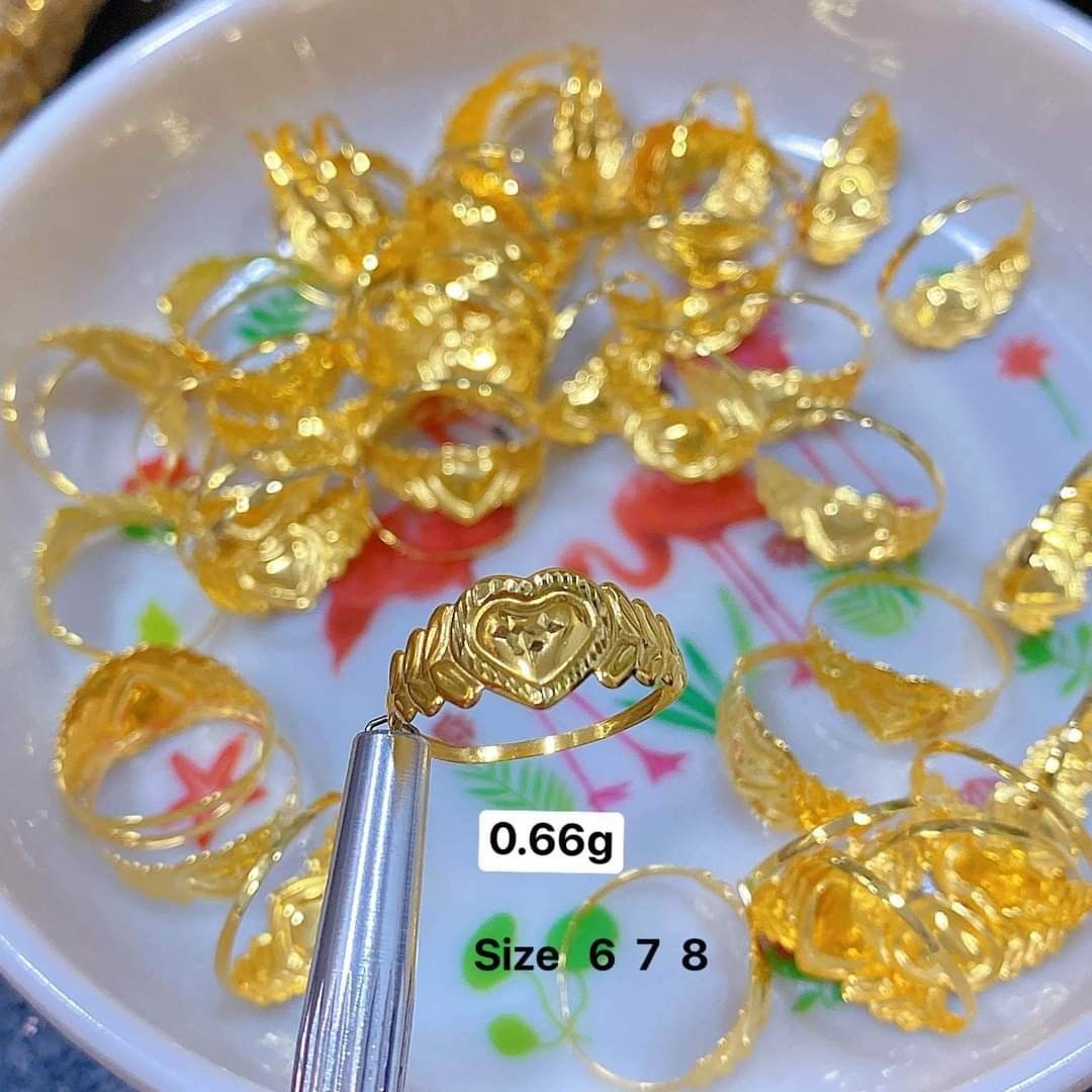 AUTHENTIC 18K SAUDI GOLDS RING on Carousell
