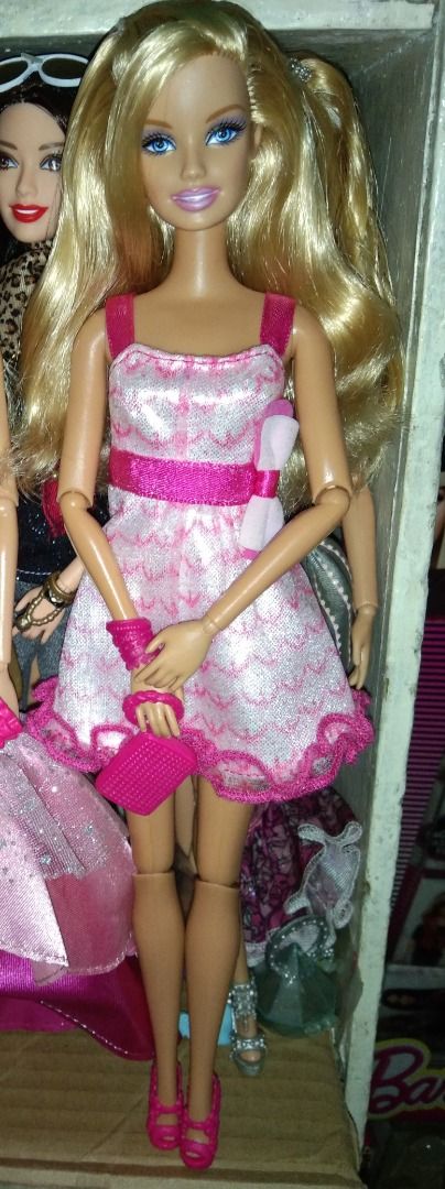 Barbie fashionistas Girly doll on Carousell
