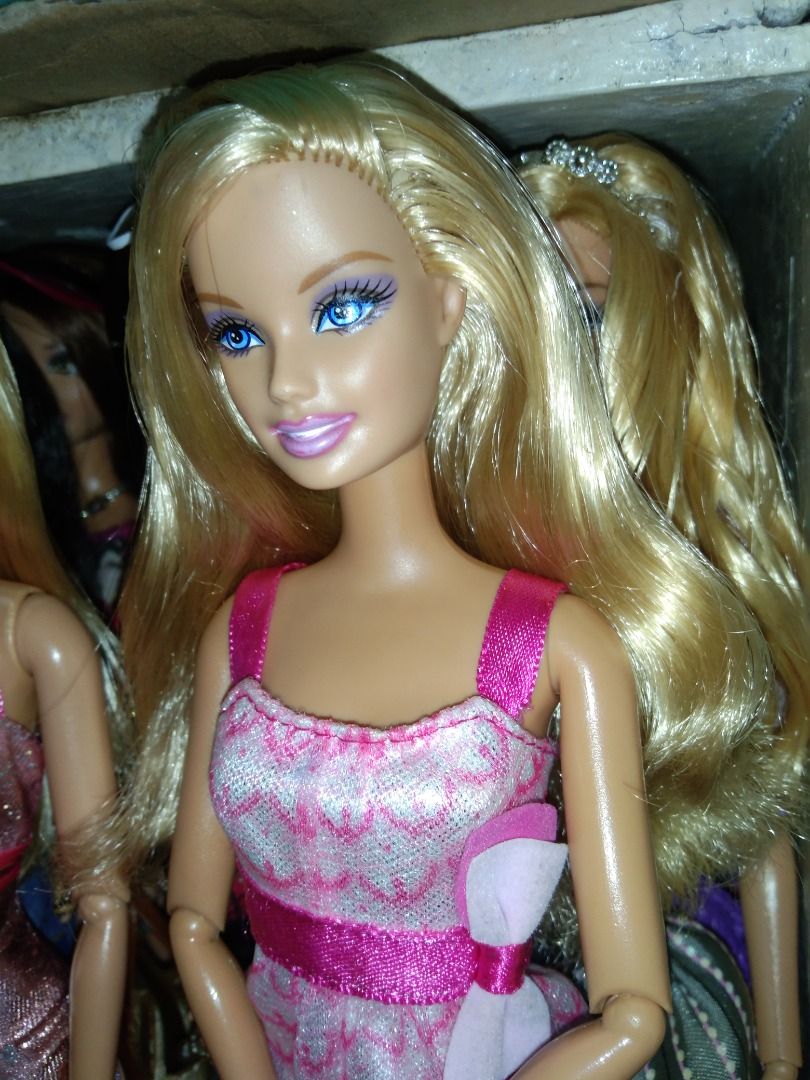 Barbie fashionistas Girly doll on Carousell