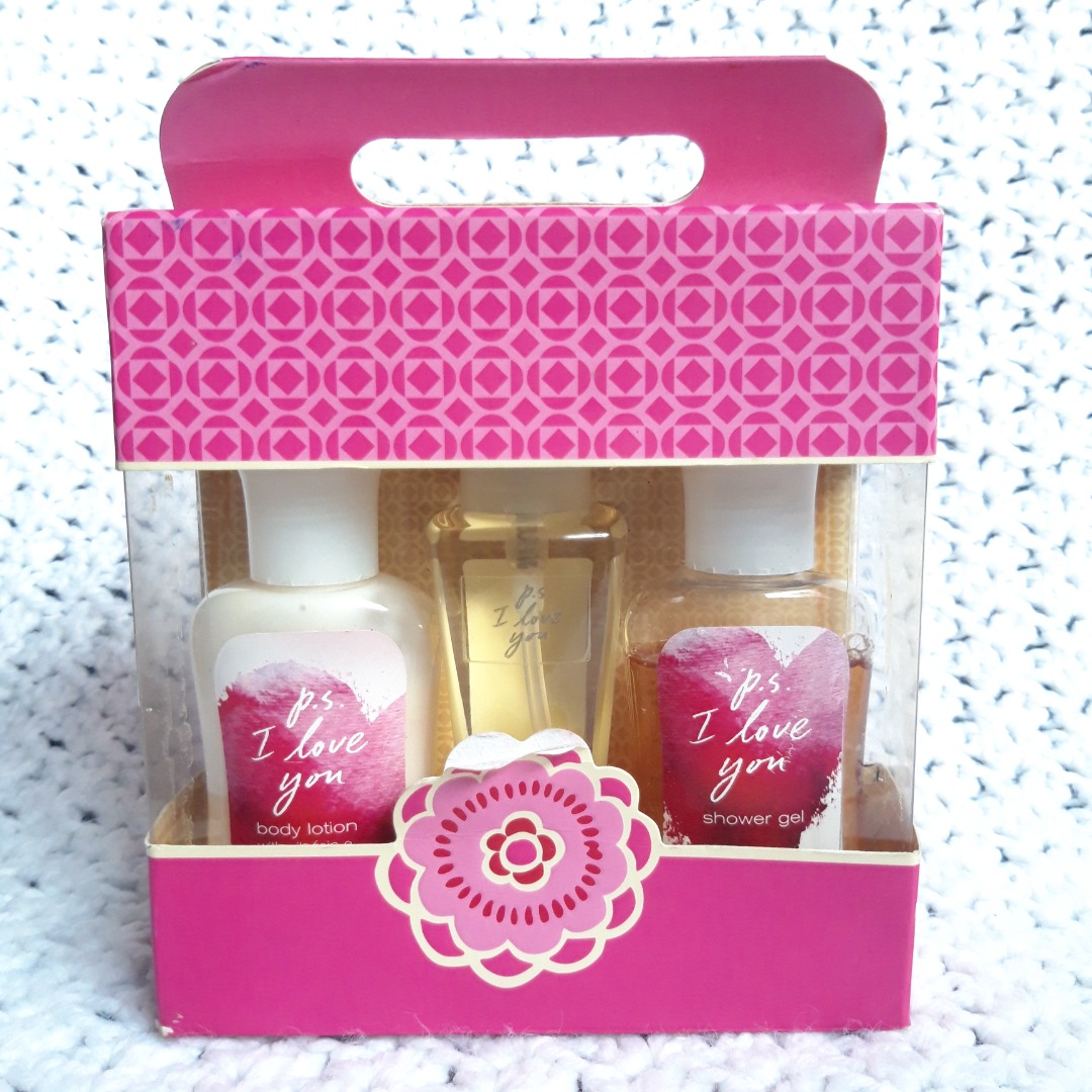 BATH & BODY WORKS P.S. I LOVE YOU FRAGRANCE MIST 2fl oz/59ml on Carousell