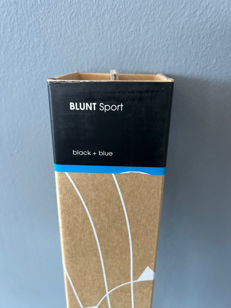 BLUNT SPORT Umbrella, Hobbies & Toys, Travel, Umbrellas on Carousell